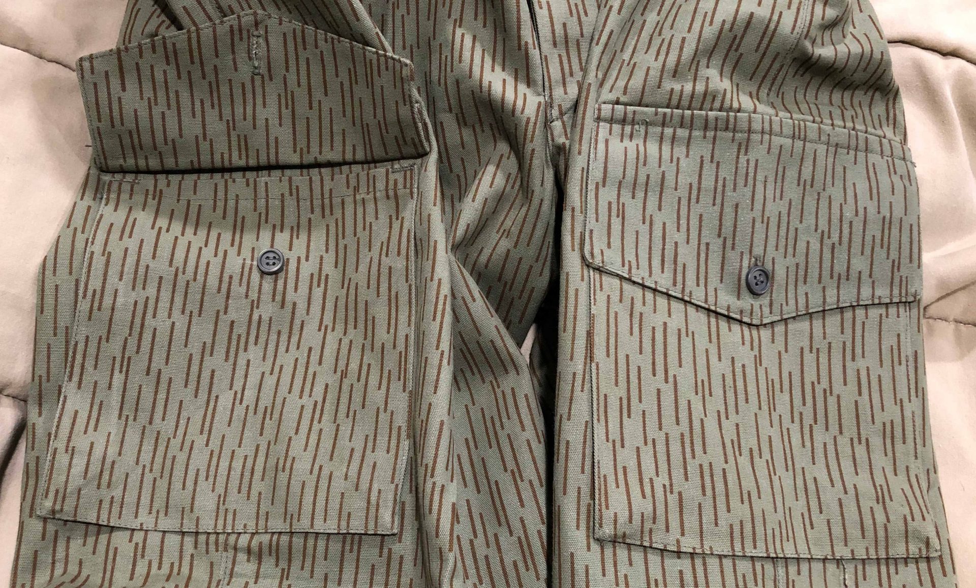cargo_pockets | KommandoPost.com | KPS Militaria Collection