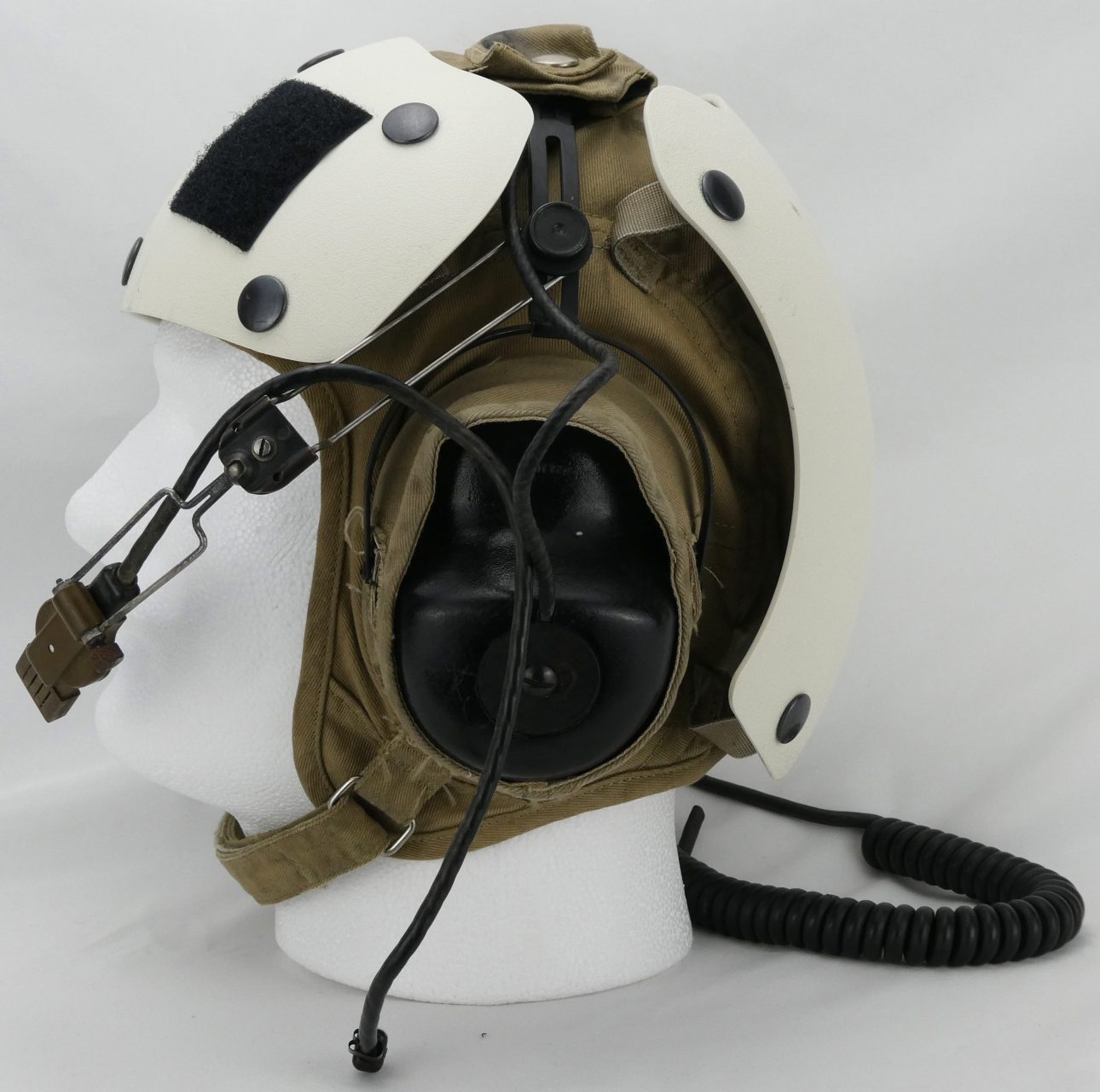 US Navy Flight Deck Helmet (2017) | KommandoPost.com | KPS Militaria ...