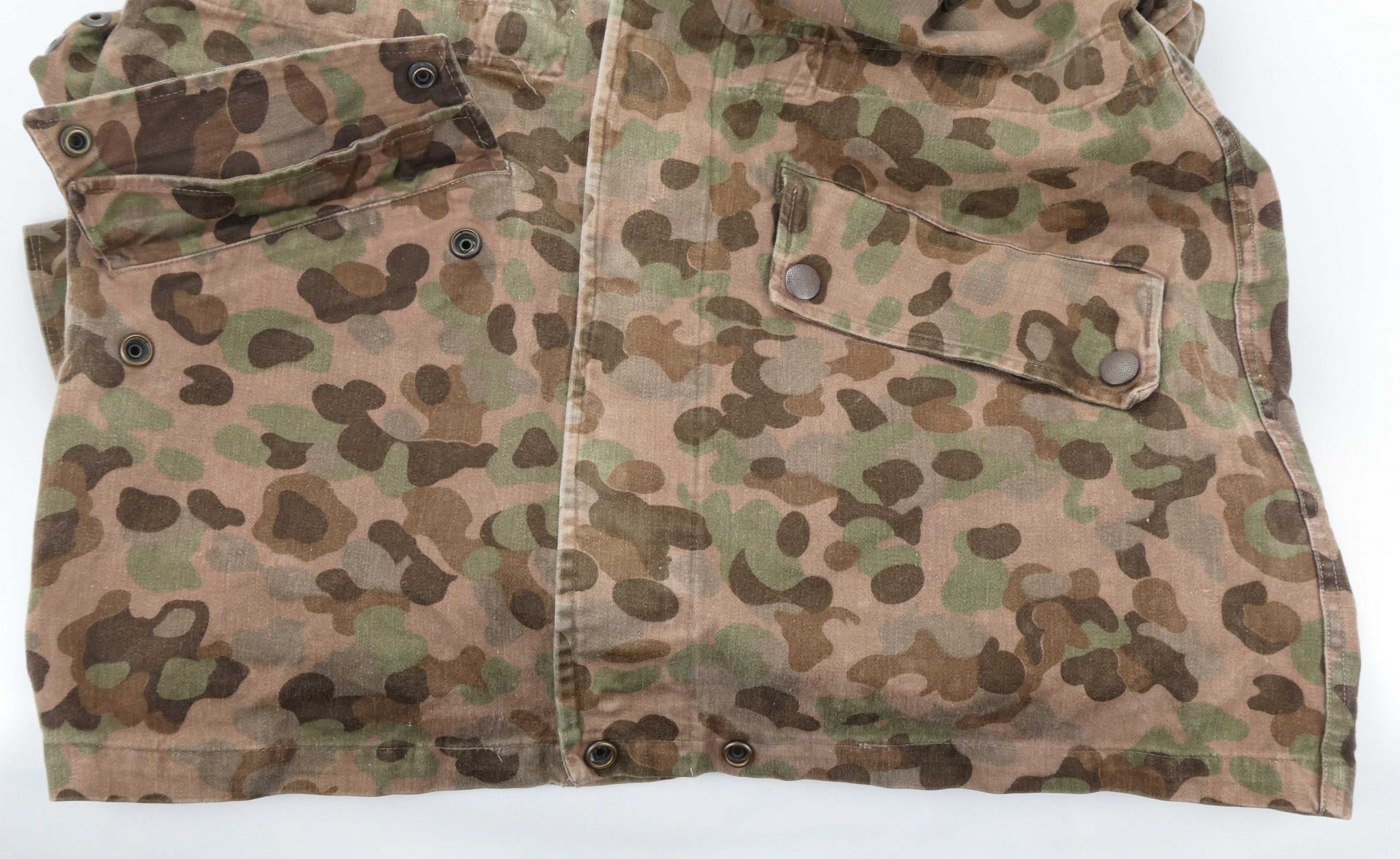 Austrian Pea Dot Camouflage (1959) | KommandoPost.com | KPS Militaria ...
