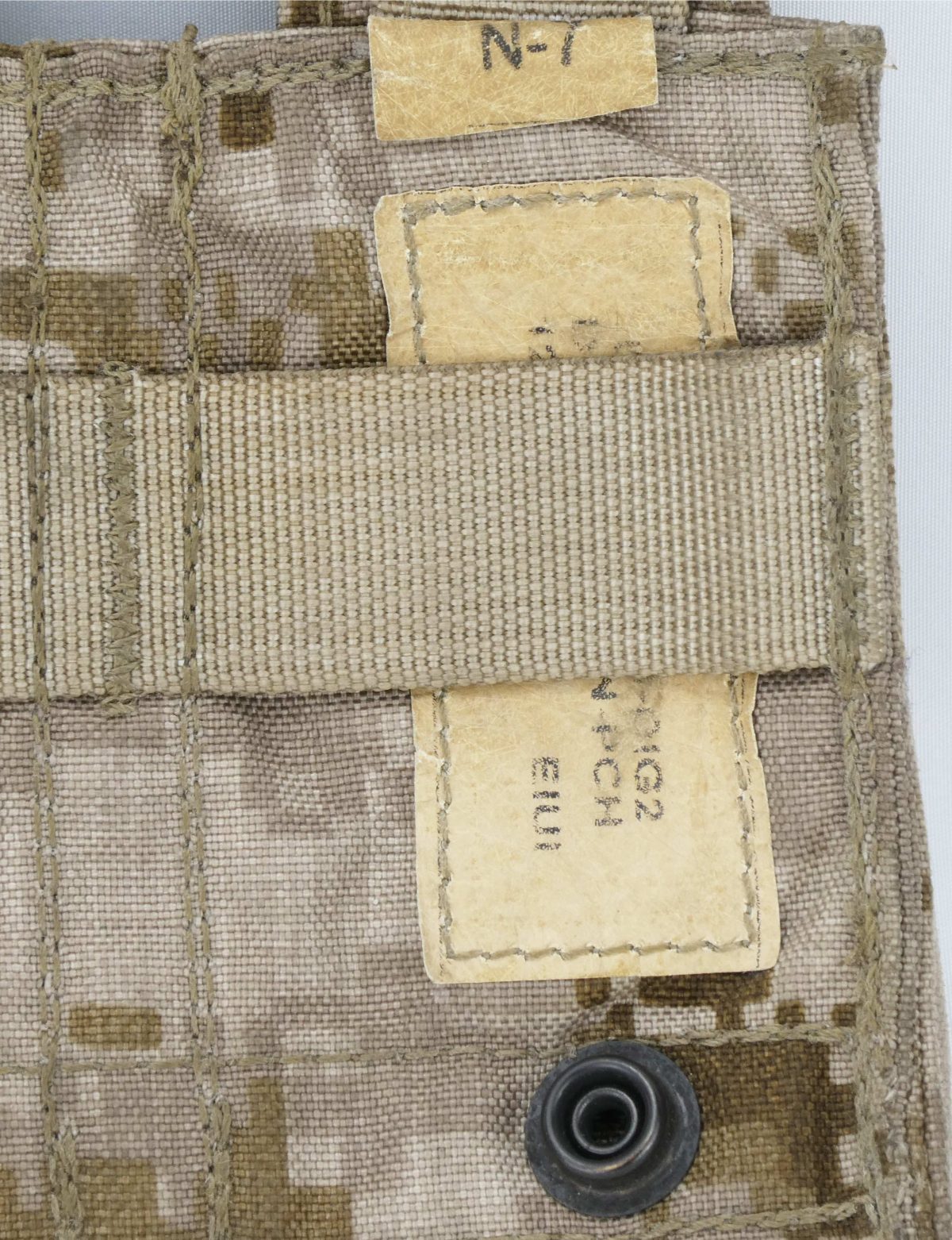 US Navy DIG2/AOR1 Pouch and LBT-2677B Battle Book (2008) | KommandoPost ...