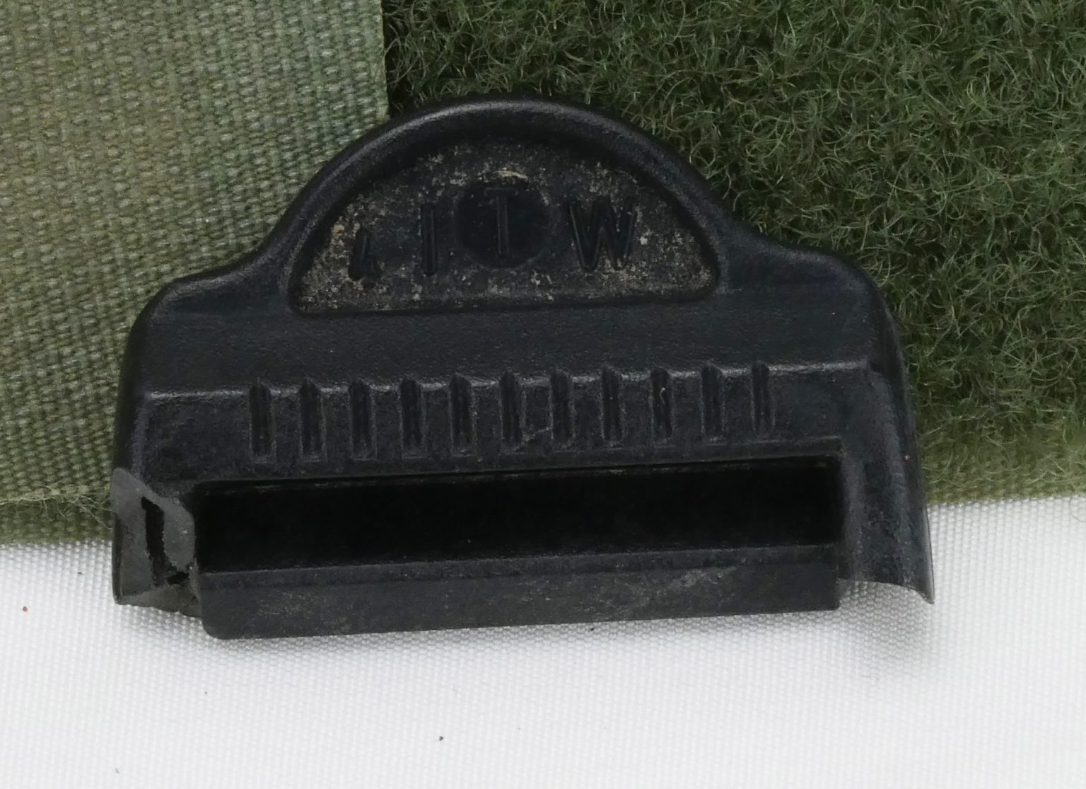 South African Niemoller R1 Chest Rig (early 1980’s) | KommandoPost.com ...