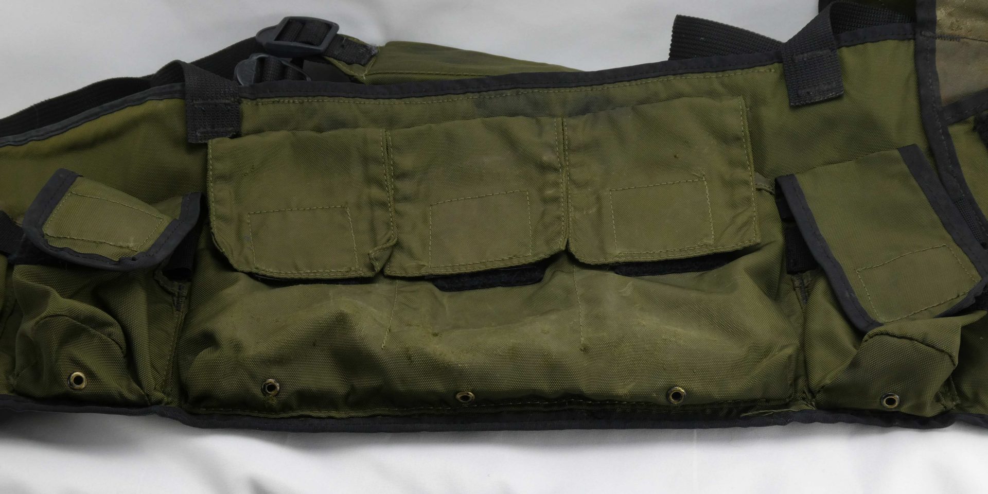 South African Niemoller R1 Chest Rig (early 1980’s) | KommandoPost.com ...