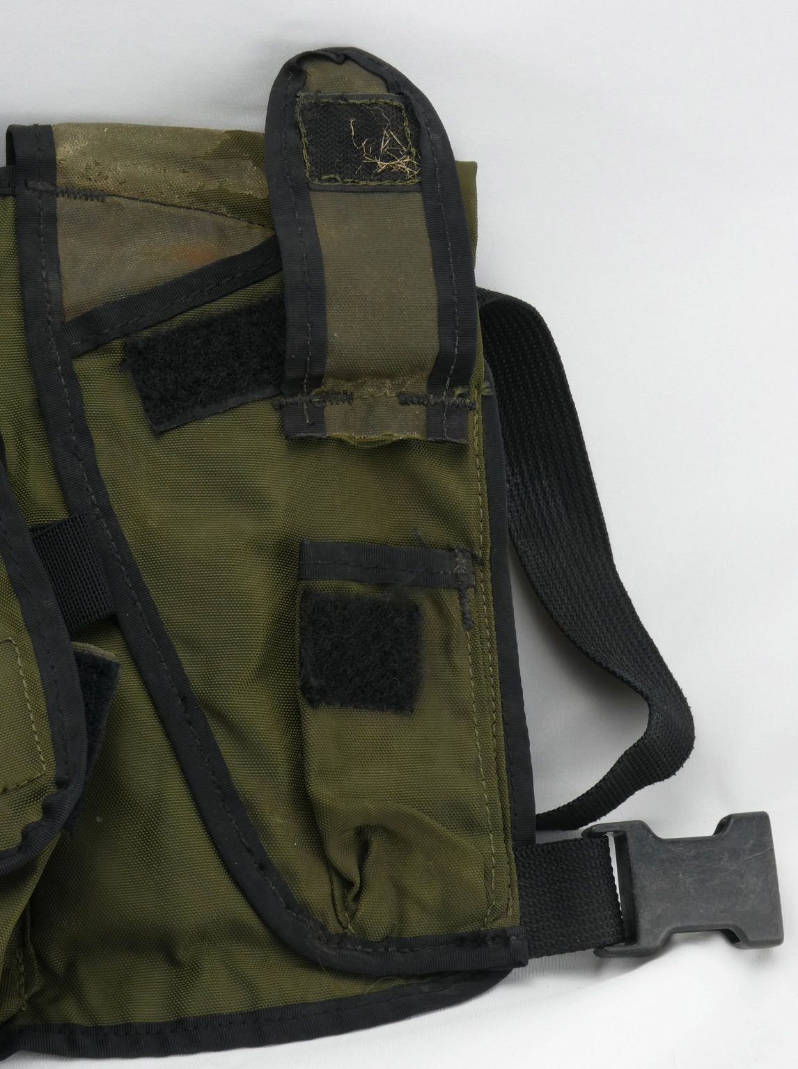 South African Niemoller R1 Chest Rig (early 1980’s) | KommandoPost.com ...