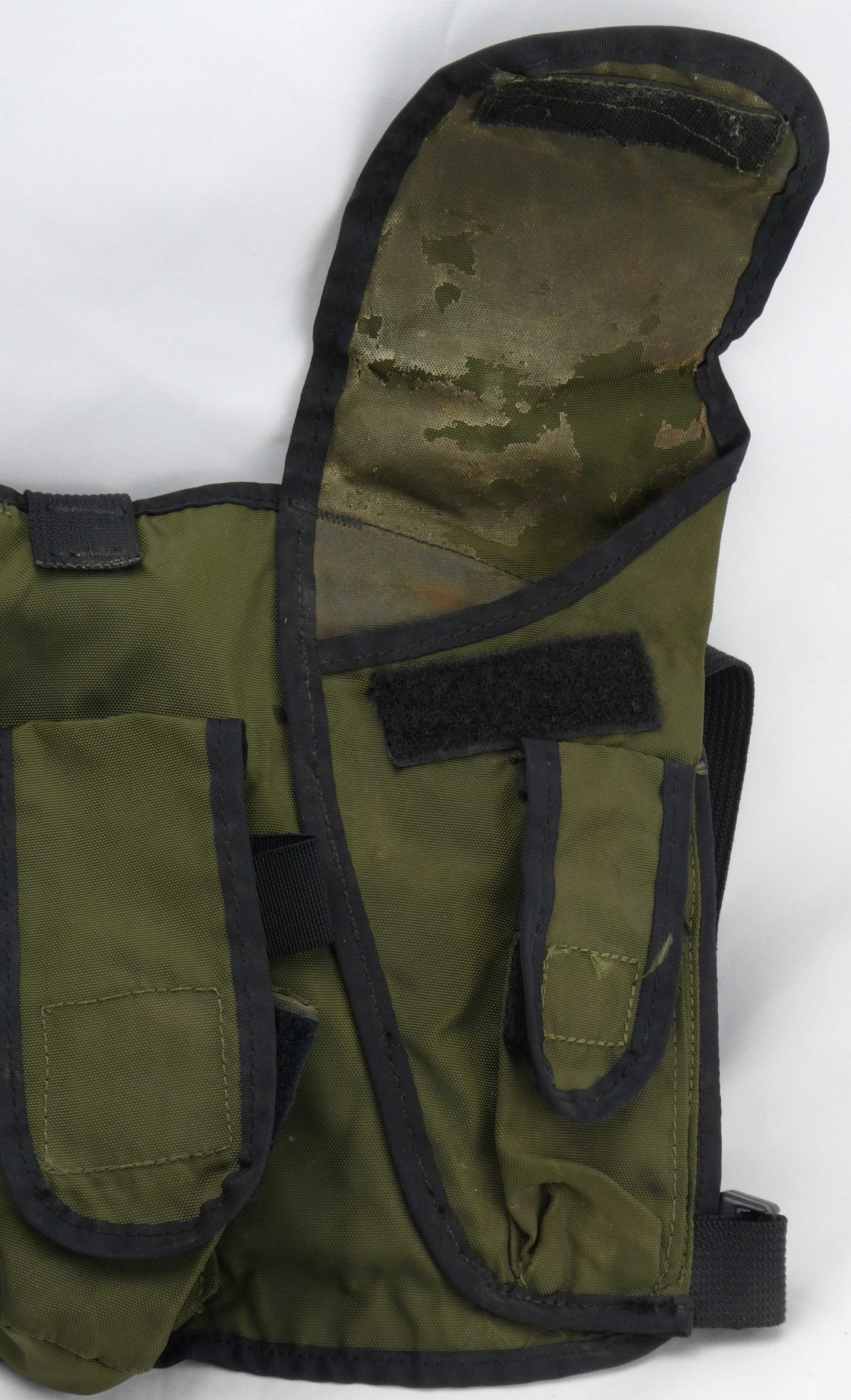 South African Niemoller R1 Chest Rig (early 1980’s) | KommandoPost.com ...