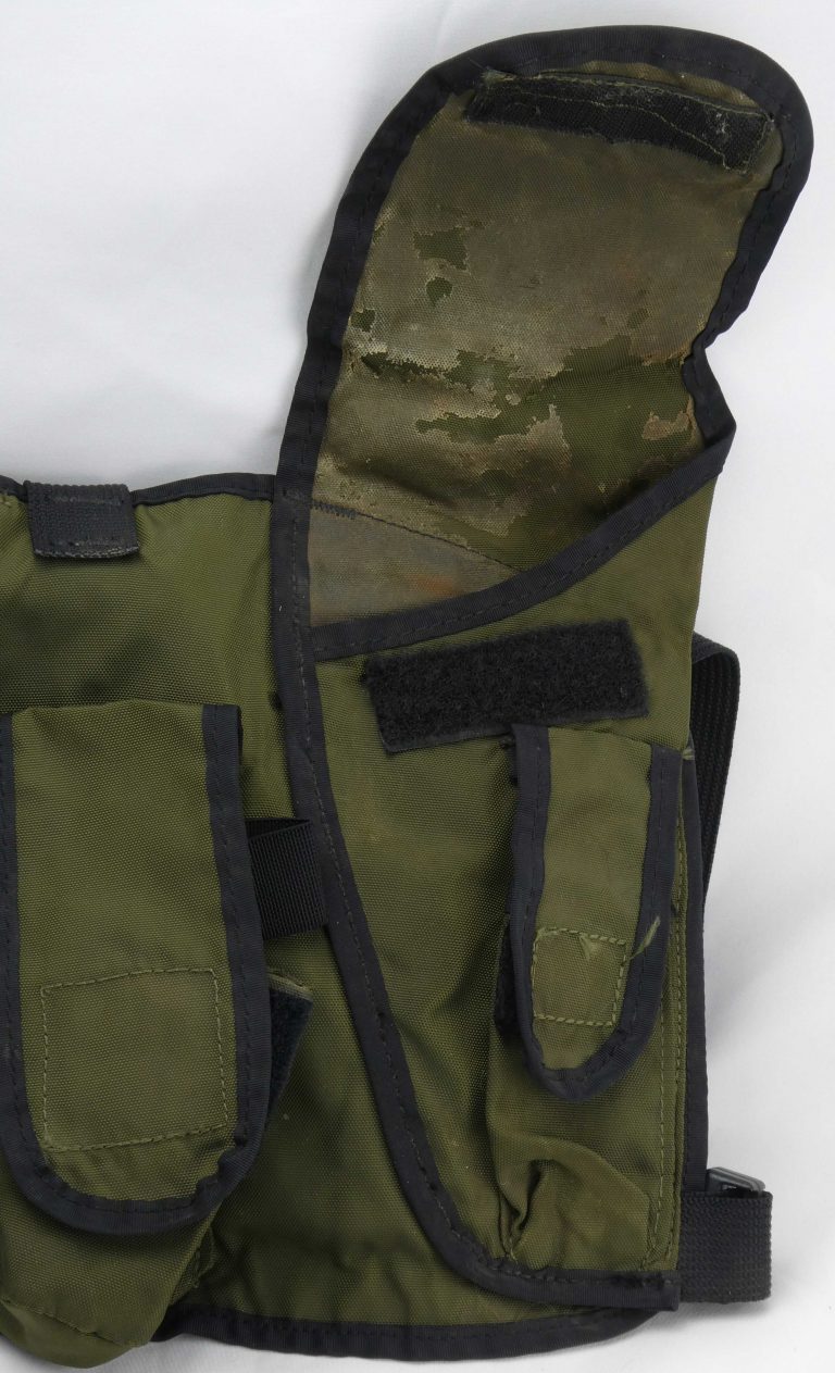 South African Niemoller R1 Chest Rig (early 1980’s) | KommandoPost.com ...