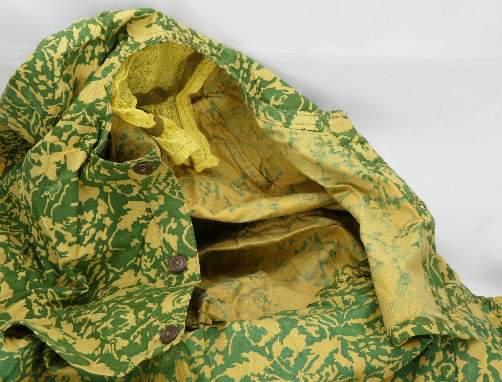 Romanian Leaf Camouflage (1980’s?) | KommandoPost.com | KPS Militaria ...