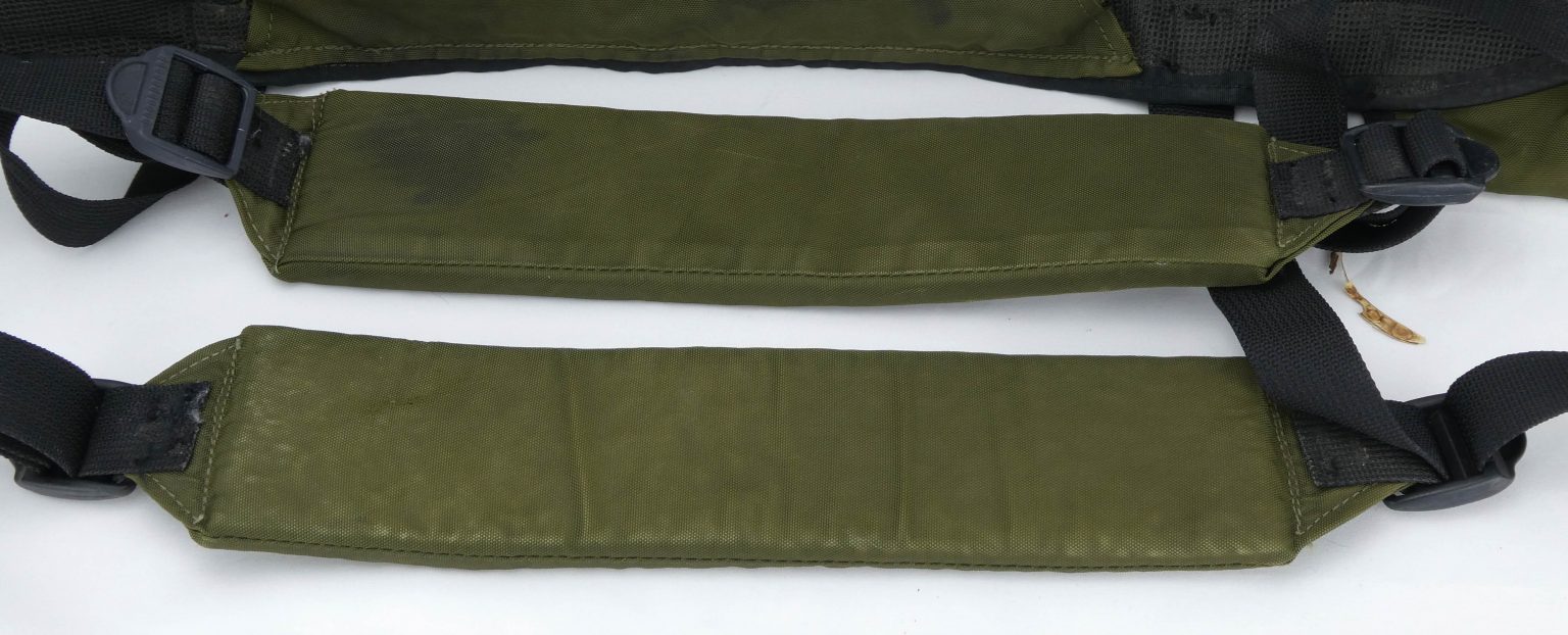 South African Niemoller R1 Chest Rig (early 1980’s) | KommandoPost.com ...