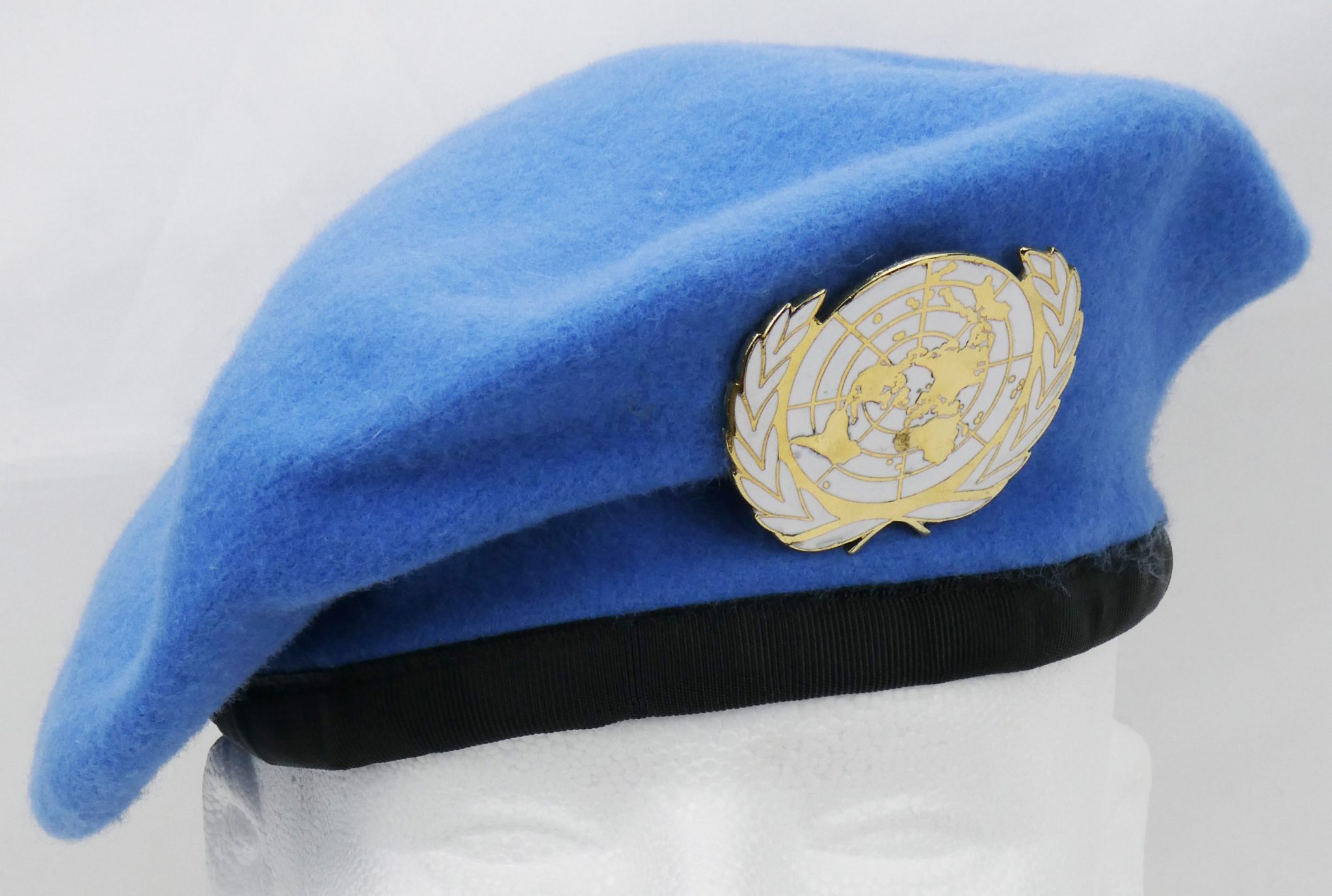 United Nations Beret (1990’s?) | KommandoPost.com | KPS Militaria ...