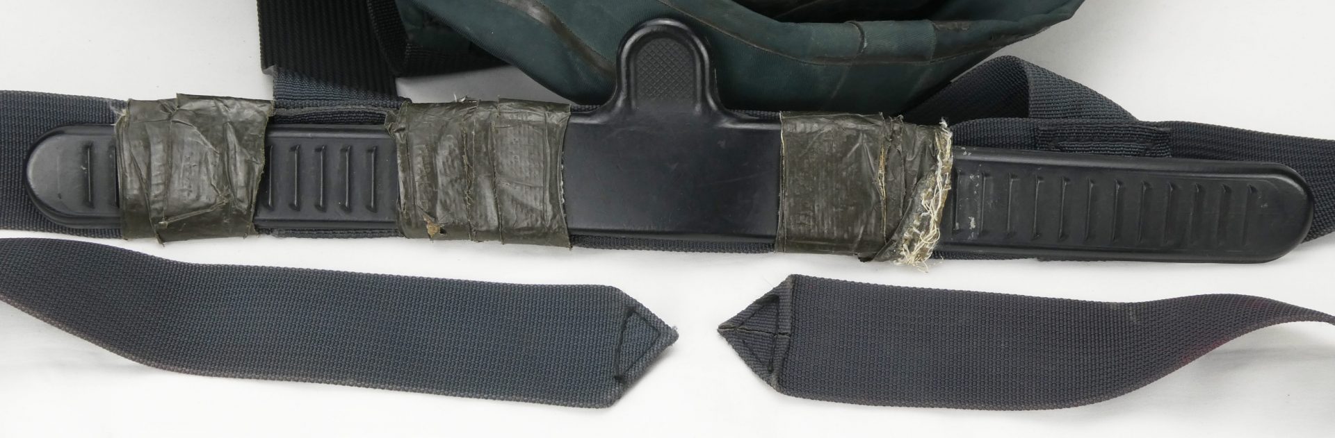 US Navy UDT Life Jacket (1989?) | KommandoPost.com | KPS Militaria ...