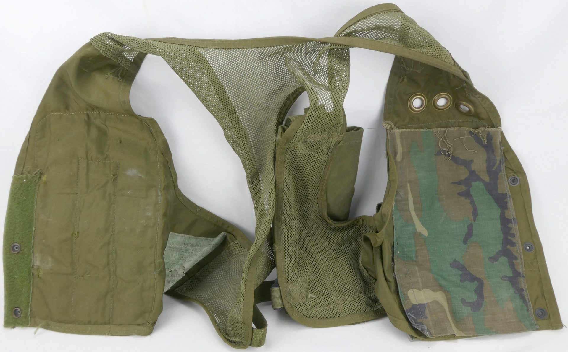 US Navy Modified VBSS Vest Grouping (1984 – early 1990’s ...